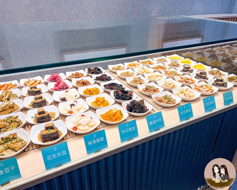 墨竹亭燃麵本家新竹金山店 新竹平價麵店推薦,價格便宜份量大,愛吃麵必吃! 兩個女孩sunnyandangela